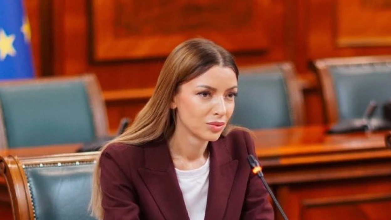 BLOKADERI SU HTELI DA IZAZOVU GRAĐANSKI RAT Mesarović: Hteli su da zapale prostorije stranke, a ...